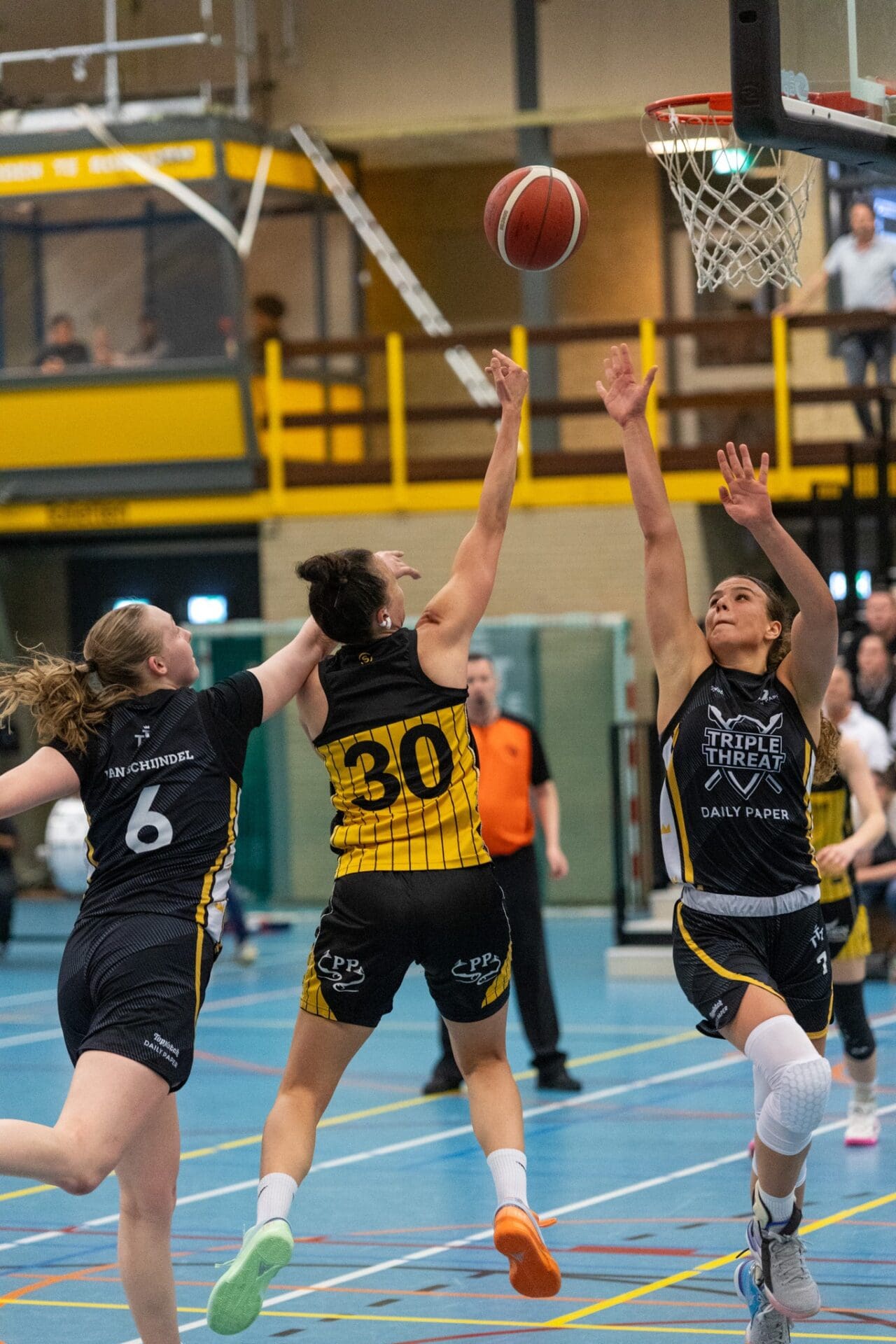 GBI van Dijk Grasshoppers begint competitie met overwinning - RTV Katwijk