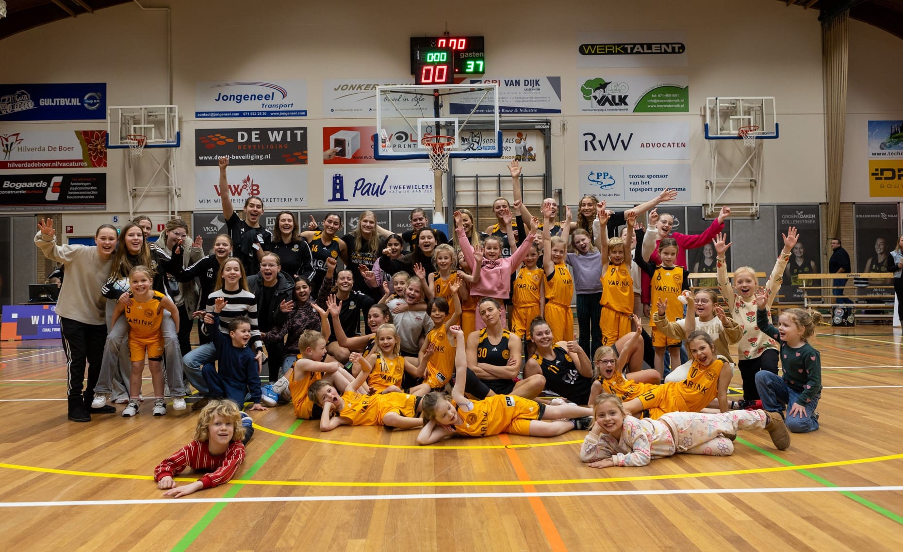 GBI Van Dijk Grasshoppers wint van Weert - RTV Katwijk