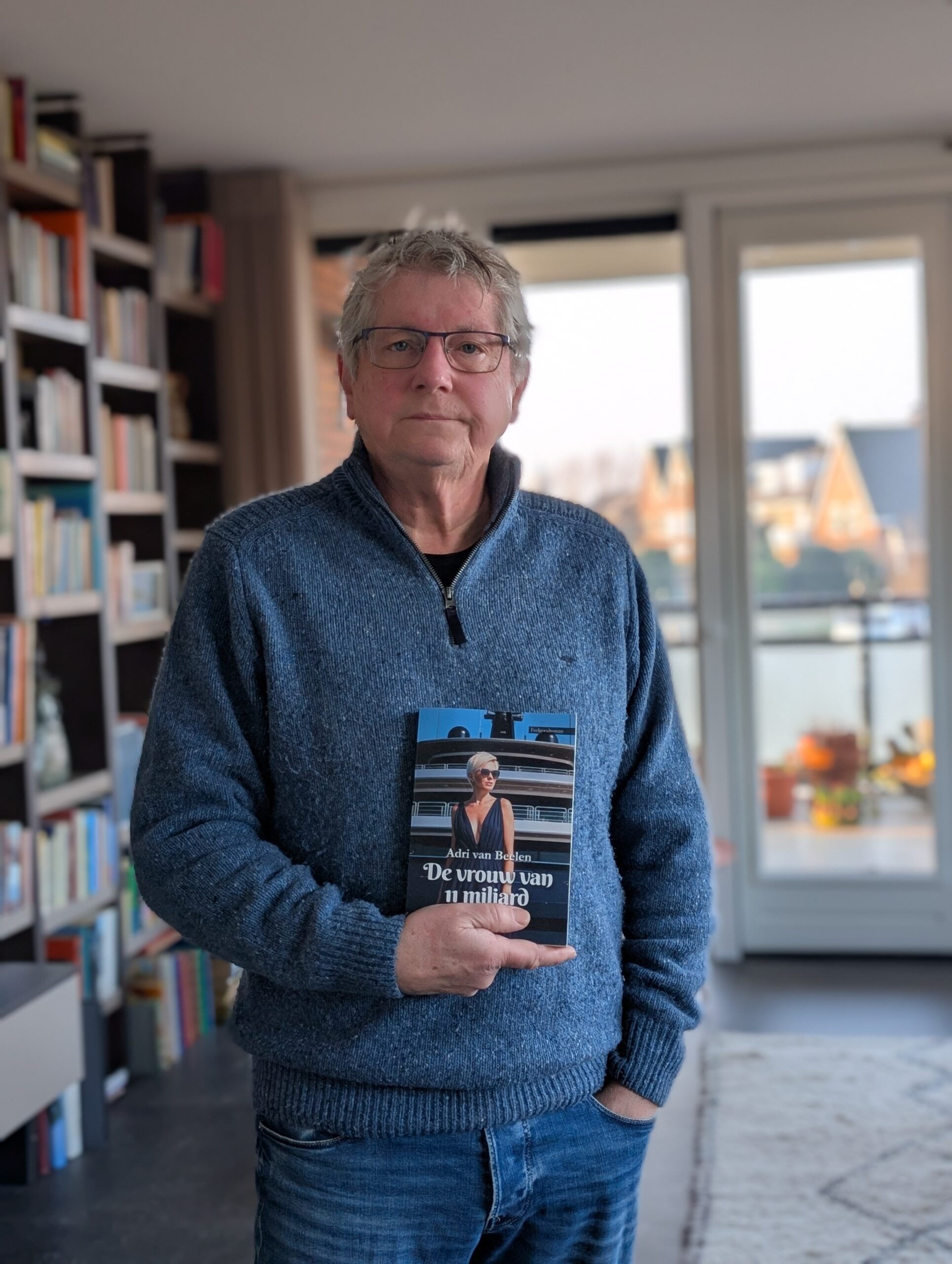 Adri van Beelen komt met nieuw boek: De vrouw van 11 miljard - RTV Katwijk